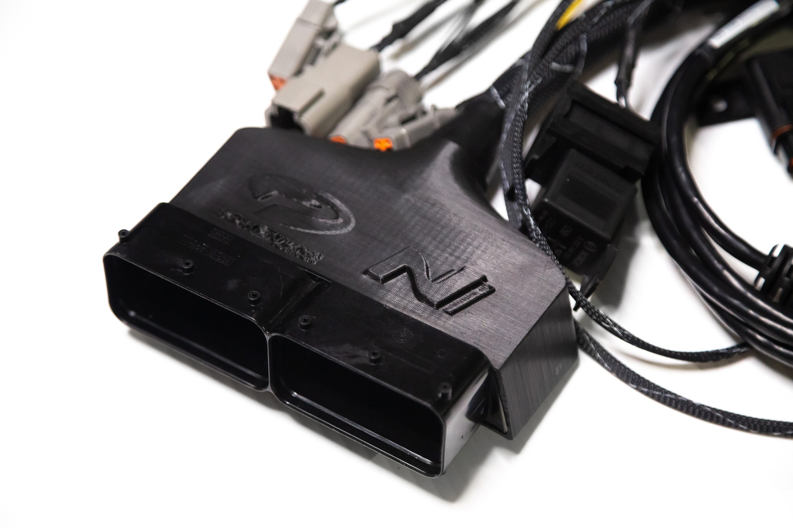 MOTEC M142 PLUGIN ECU KIT FOR HYUNDAI i30N